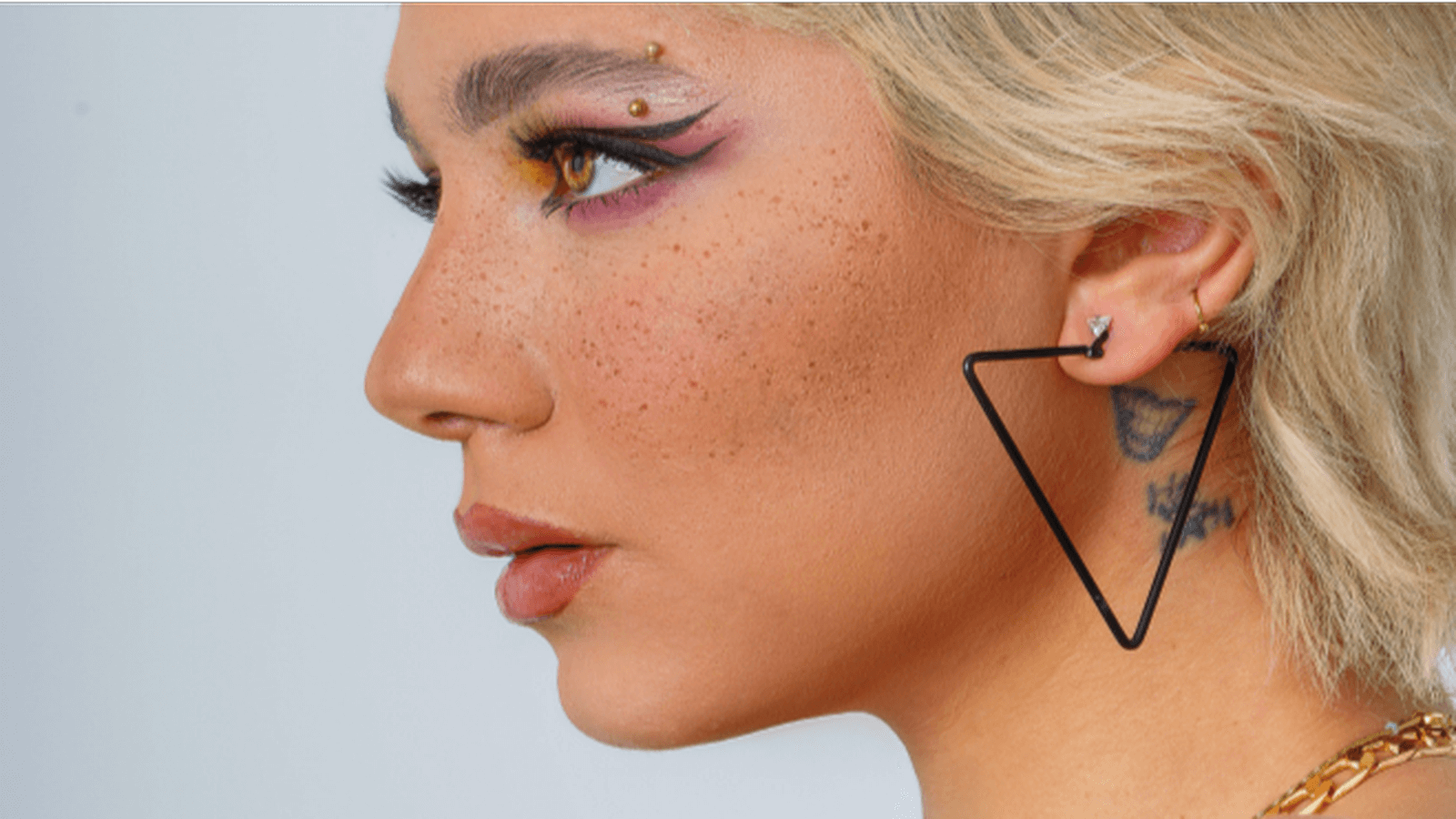 Embracing the Future: Top 10 Lipstick Color Trends for 2024 | Global ...