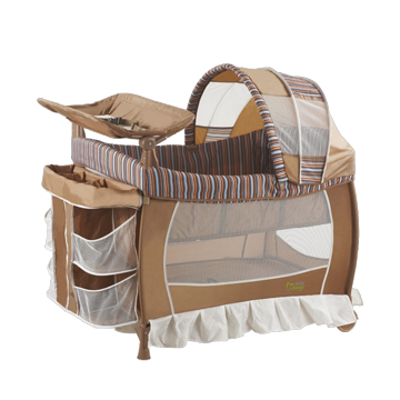 Playpen features lift-type changing table | Global Sources