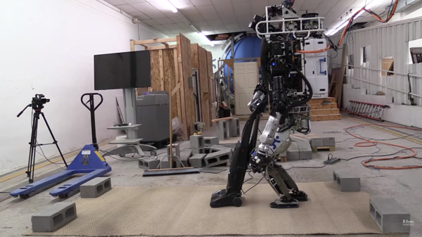 Google's Atlas robot can clean your home…a little | Global Sources