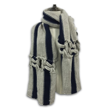 Polyester scarf is knitted by hand | Global Sources