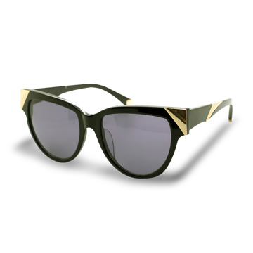 Wayfarer sunglasses have handmade frame | Global Sources