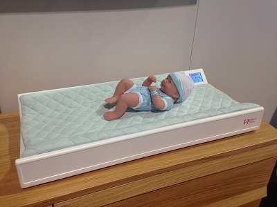 Smart changing pad tracks, records baby's development | Global Sources