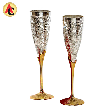 Hand-engraved floral champagne flute set | Global Sources