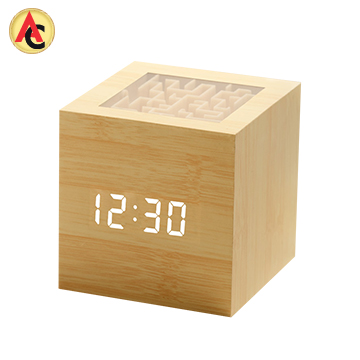 Alarm clock doubles as maze puzzle | Global Sources