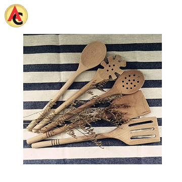 Handmade beech kitchen utensil set | Global Sources