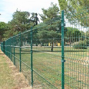 How to choose the right wire mesh, fence | Global Sources