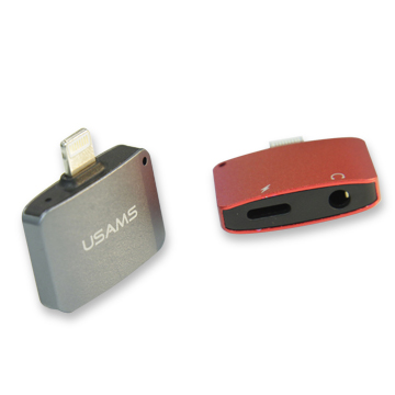 Lightning adapter for iPhone 7 has dual ports | Global Sources